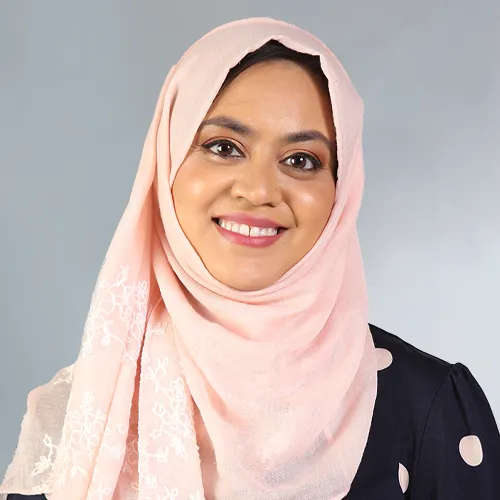 Dr. Maliha Shaikh | Consultant Rheumatologist | LIPS Battersea