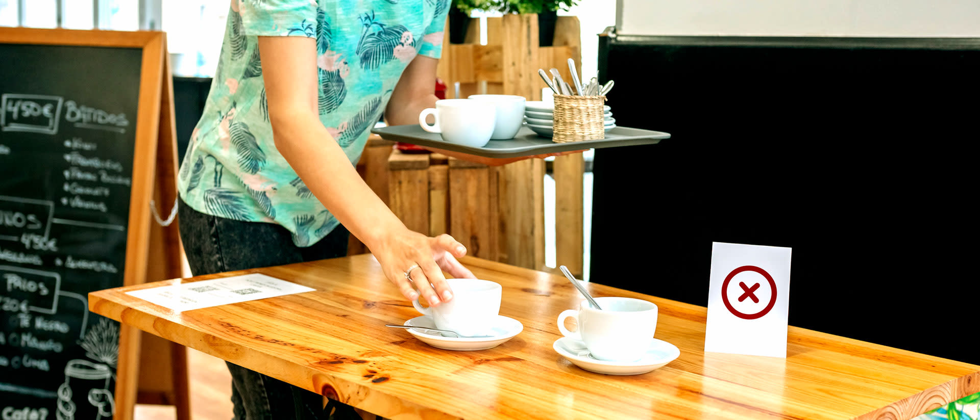 Deliverect | The Ethics of Tipping in the Restaurant Industry: Pros and ...