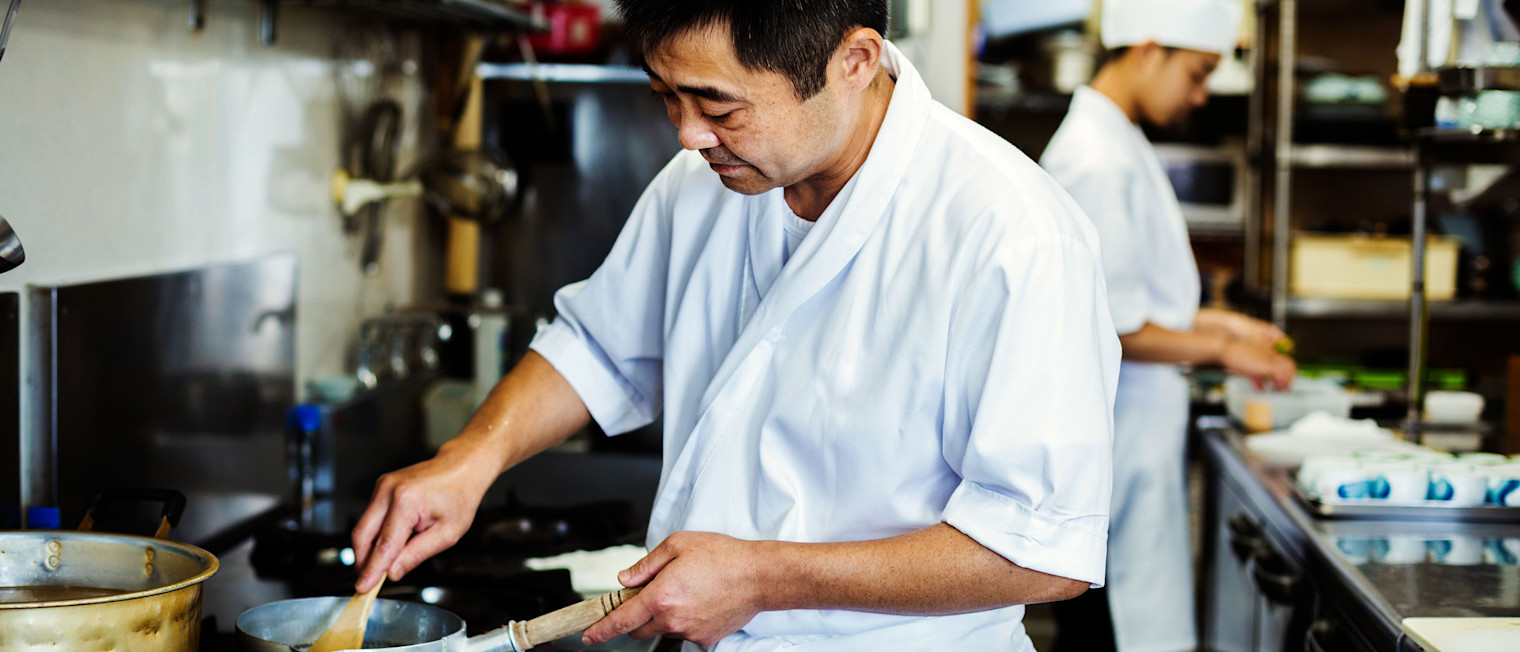 Deliverect | What is Kitchen Display System? Streamlined Restaurant ...