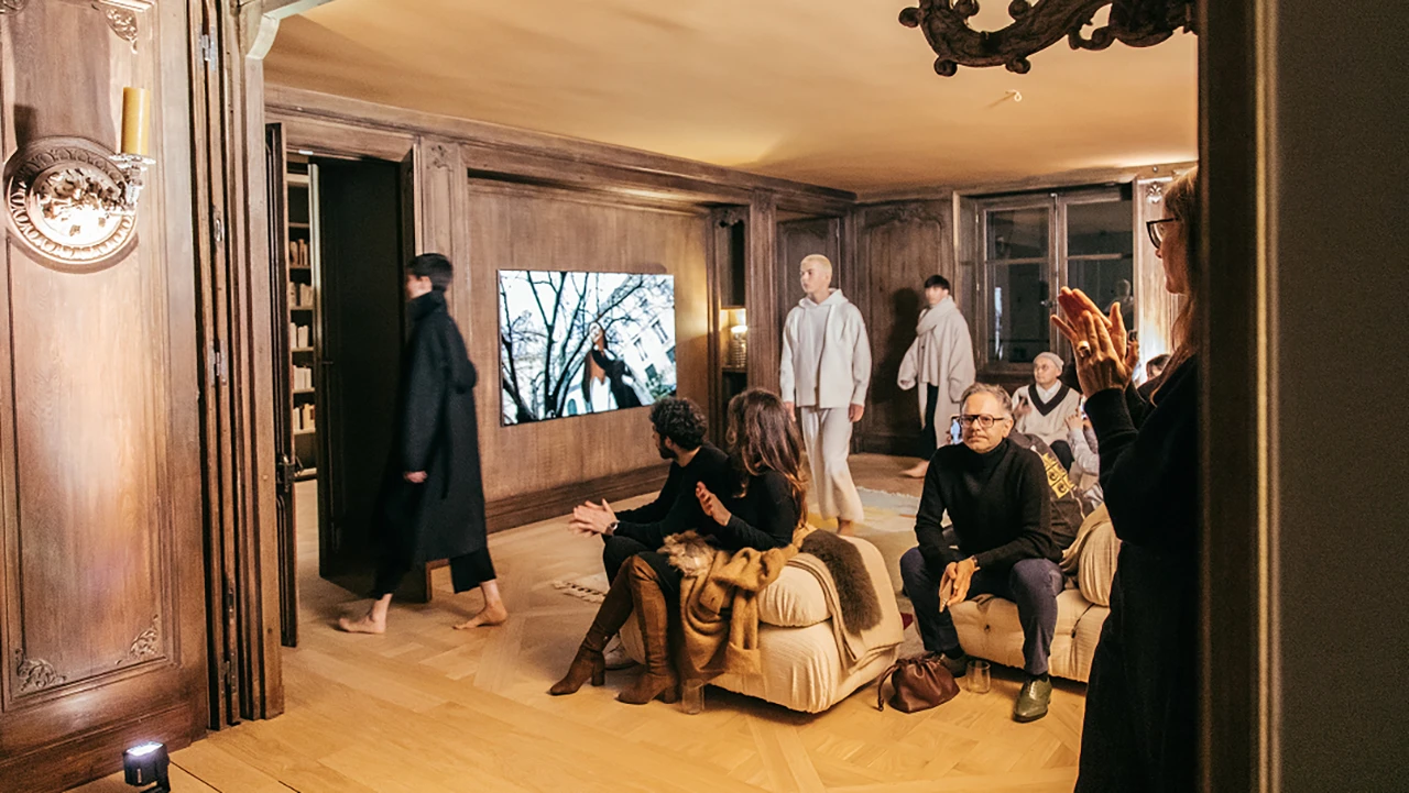 Caravan 系列之旅：用克什米尔羊绒述说恒久不变的故事|Pantone潘通中国官网