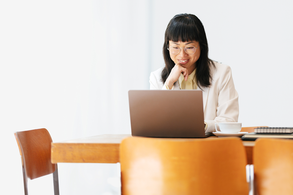 Simplify Payroll: An Essential Guide to Payroll Systems | Airwallex CA