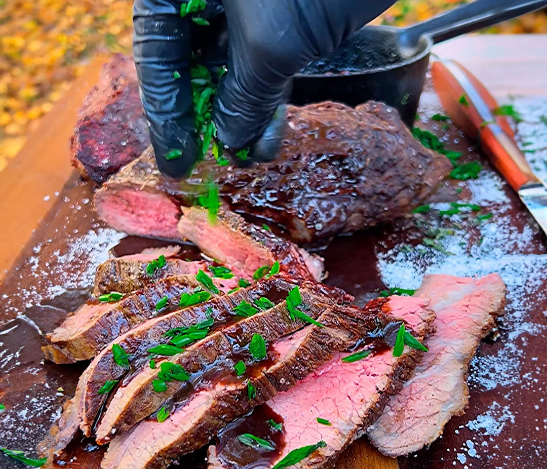Reverse Seared Tri Tip Steak With Merlot Balsamic Reduction Sauce