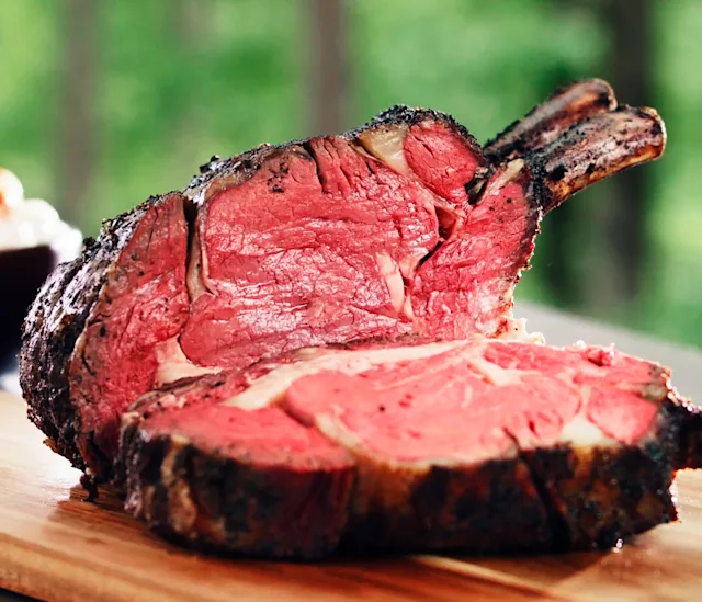 Greek Kontosouvli Recipe | Kingsford™
