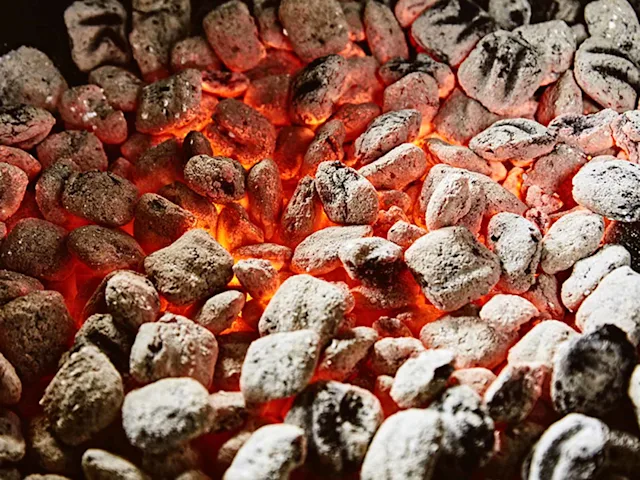 Greek Kontosouvli Recipe | Kingsford™