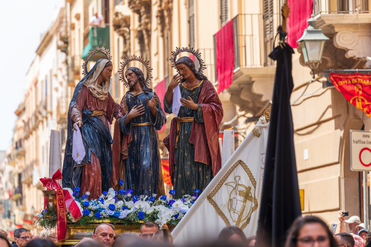 Paskalya Bayramı - Mitoloji