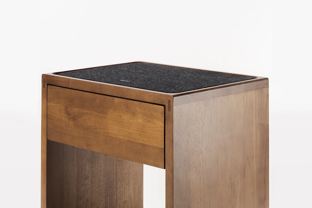 Bedside Tables & Seating | Thuma | Thuma
