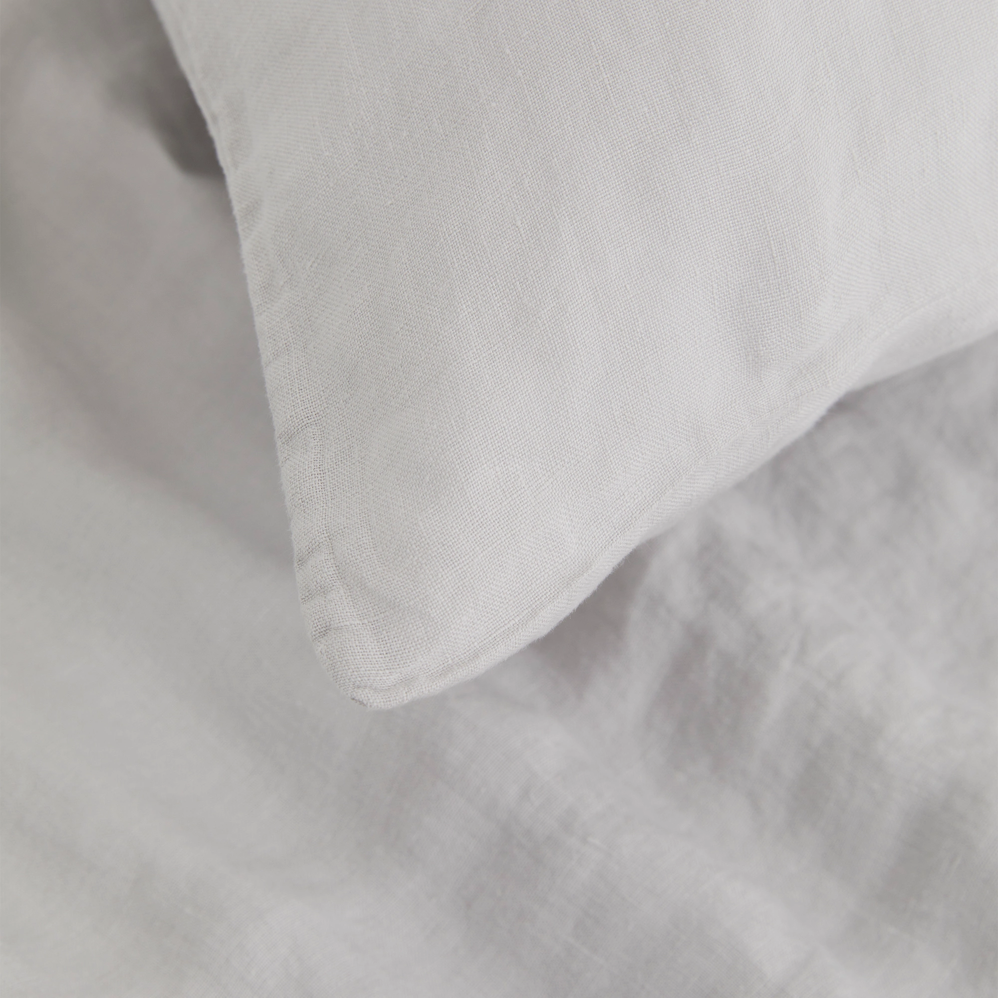 Luxury Linens: Bedding and Bath Sets | Thuma