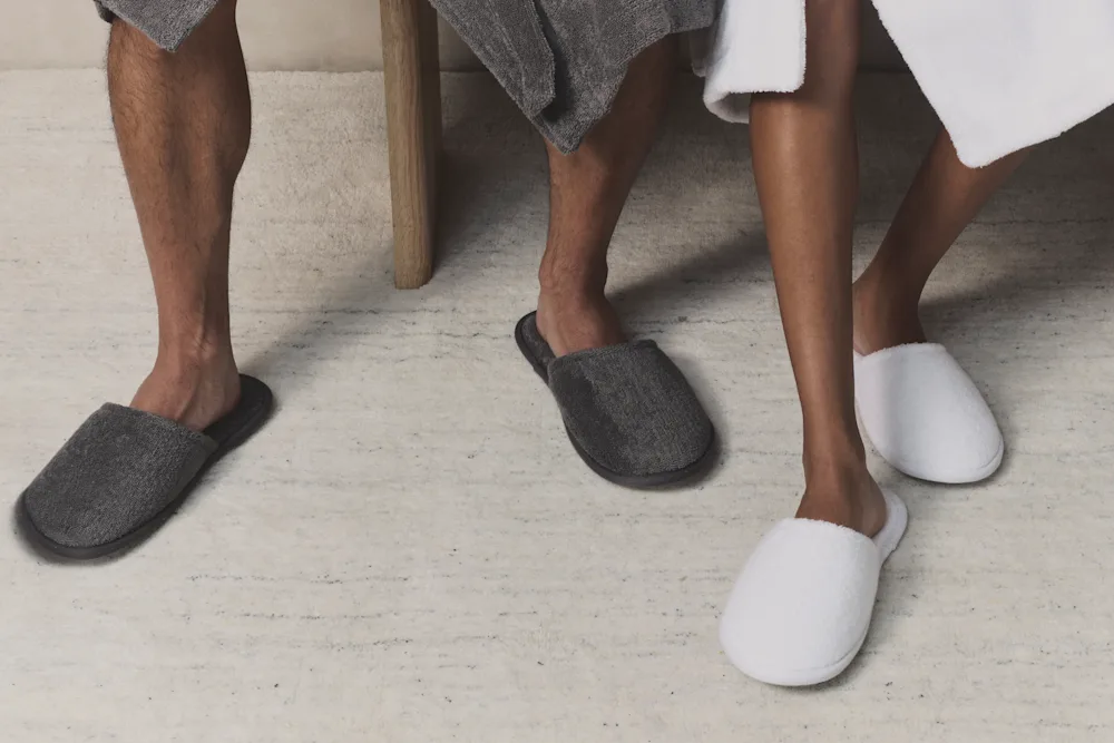White S/M Turkish Cotton Bath Slippers - Bath | Thuma