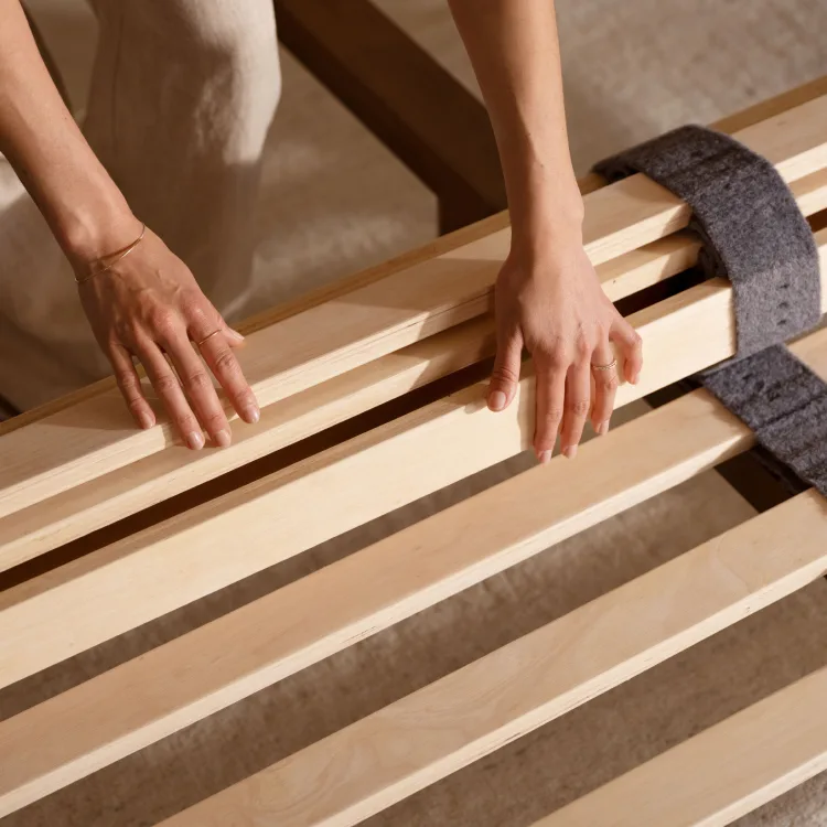 Modern Corner Twin Daybed | Thuma