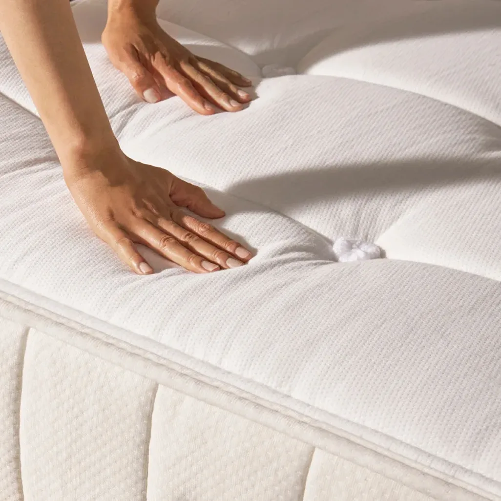 Luxury Hybrid Mattress - Memory Foam & Organic Latex | Thuma