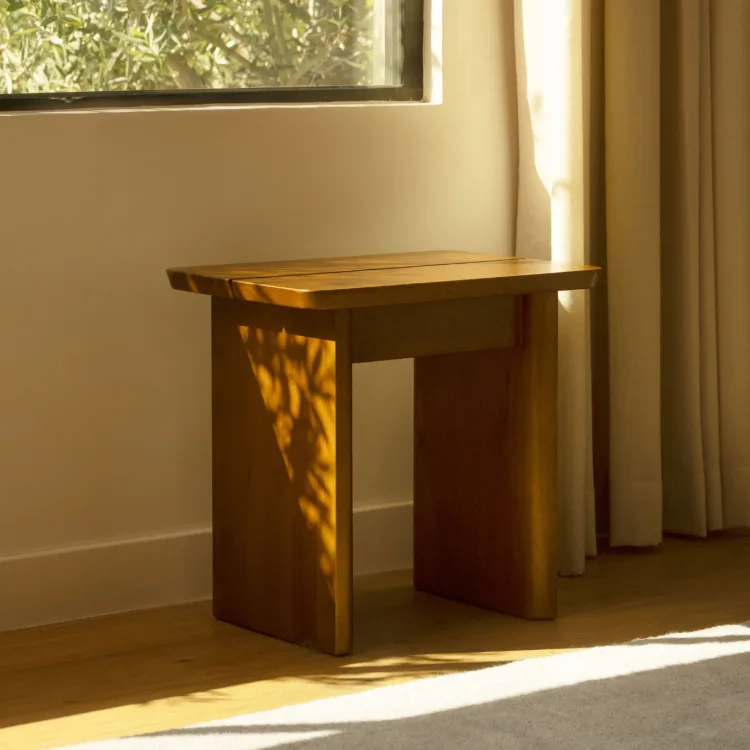 Wood Pillar Stool
