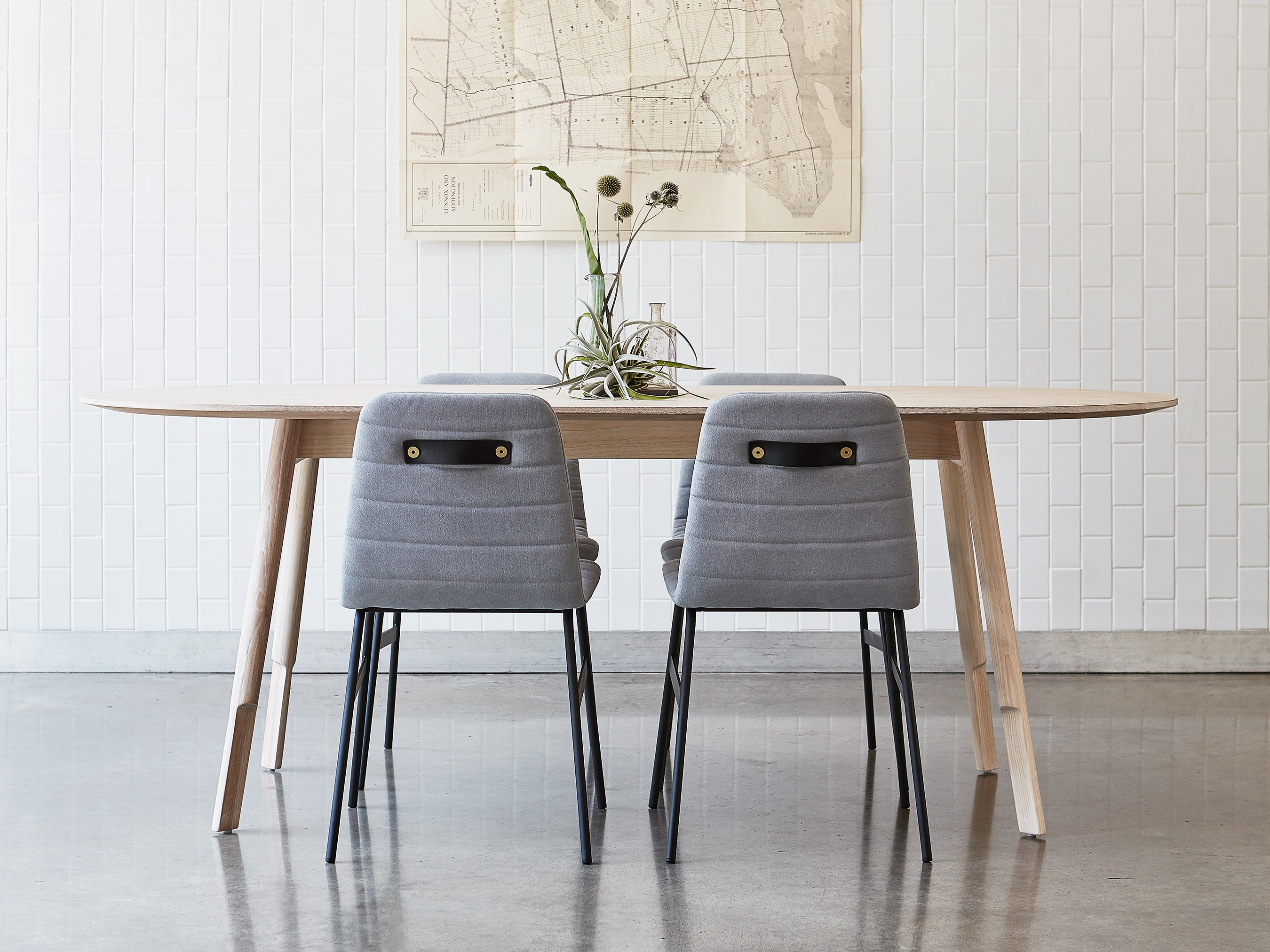 Bracket Dining Table | Stylegarage