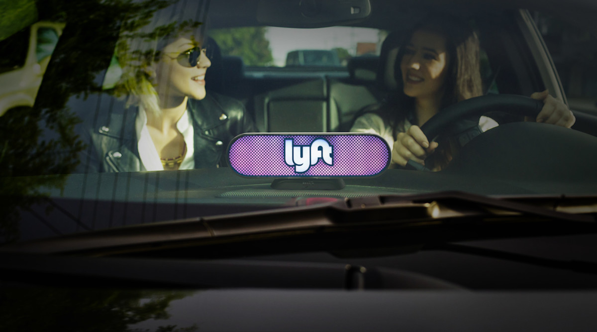Invisible Maker | Work | Lyft Trade Show Projection