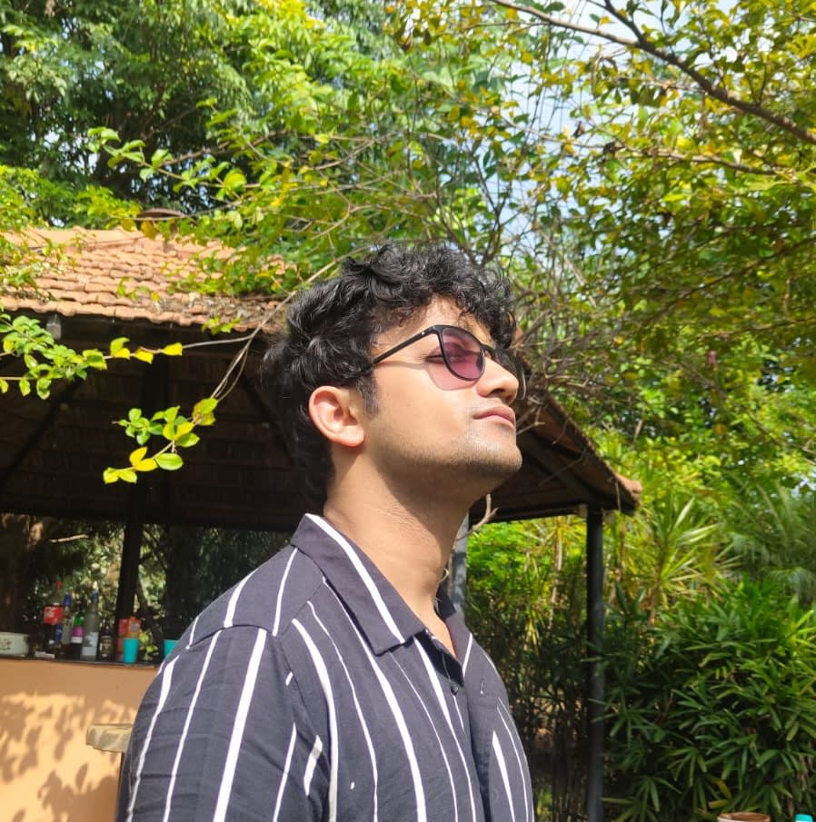 Choosing the Right AI: Tools vs Agents vs Assistants | A Comprehensive ...