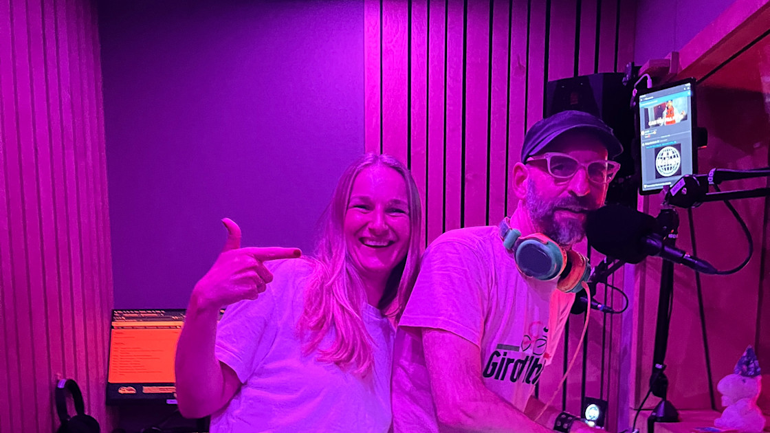 Disco Bizarre | Billy Idle & Shimanski