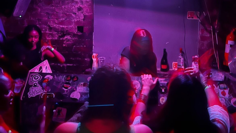 Adele Tondu | Refuge Worldwide