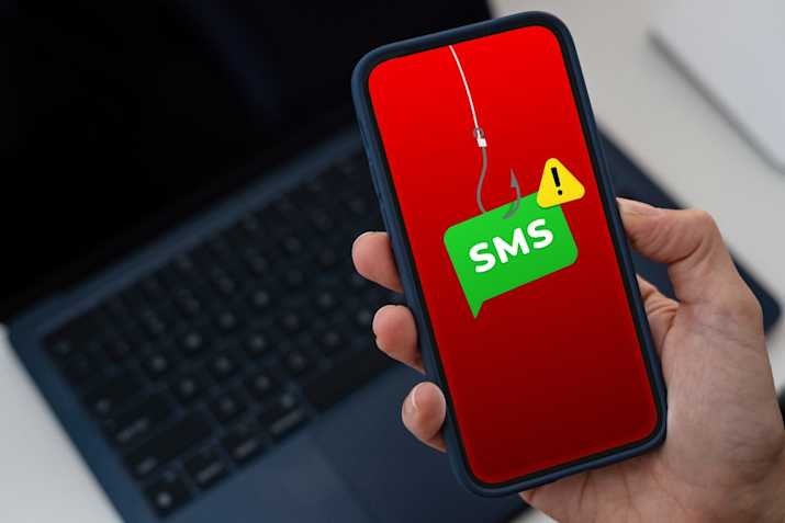 What is Smishing? Mastering SMS Phishing Defense
