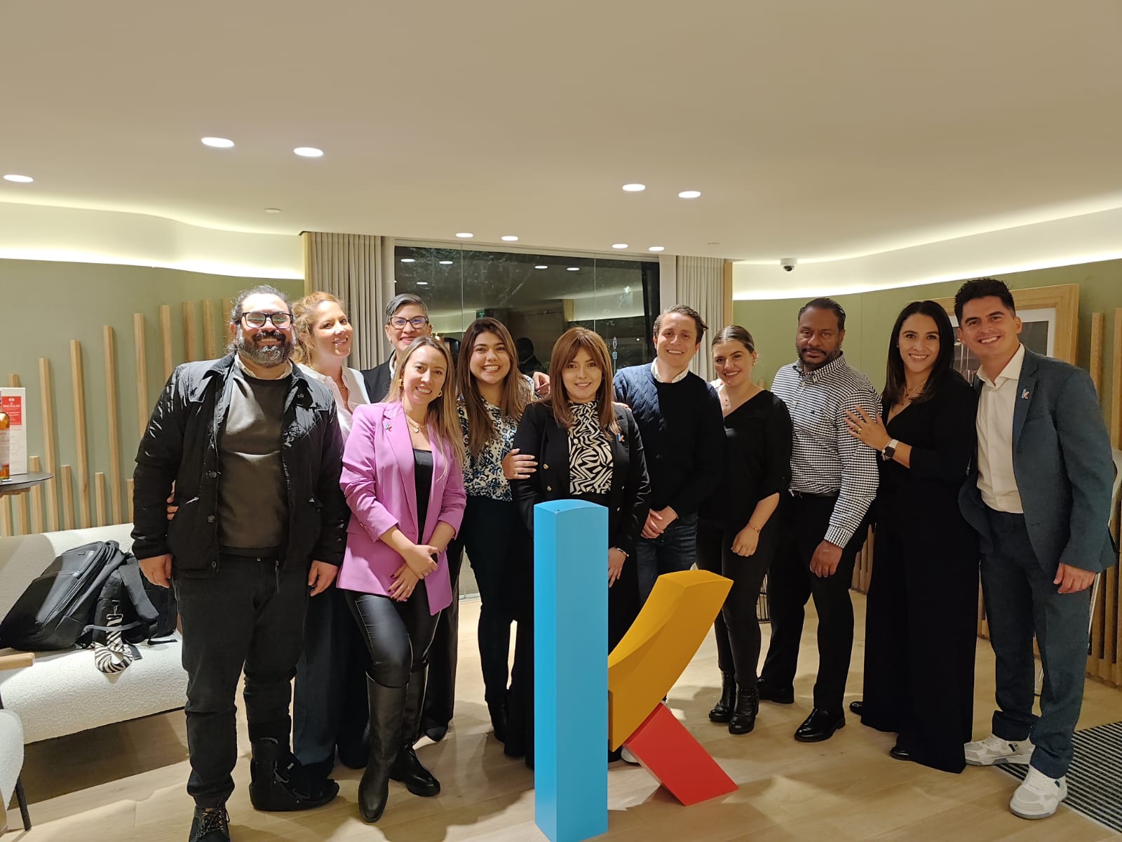 Conectando Más Allá de los Negocios: Keyrus y sus Clientes Disfrutan de ...