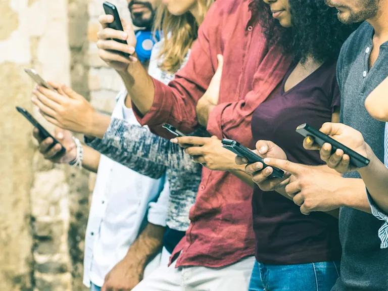 Helping youth aging out of care | Mobility for Good | TELUS