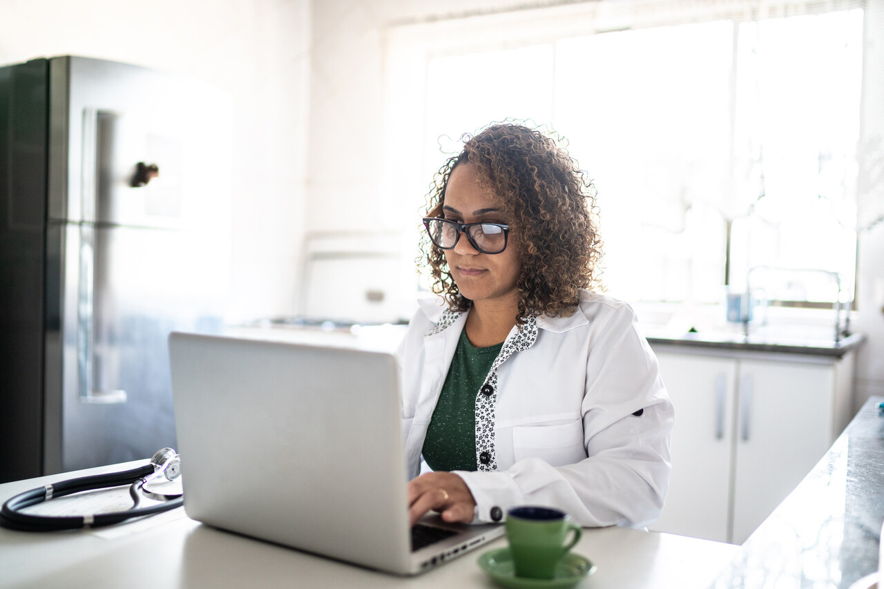 Oncologists Should Know Dangers of Using Copy/Paste in EMRs