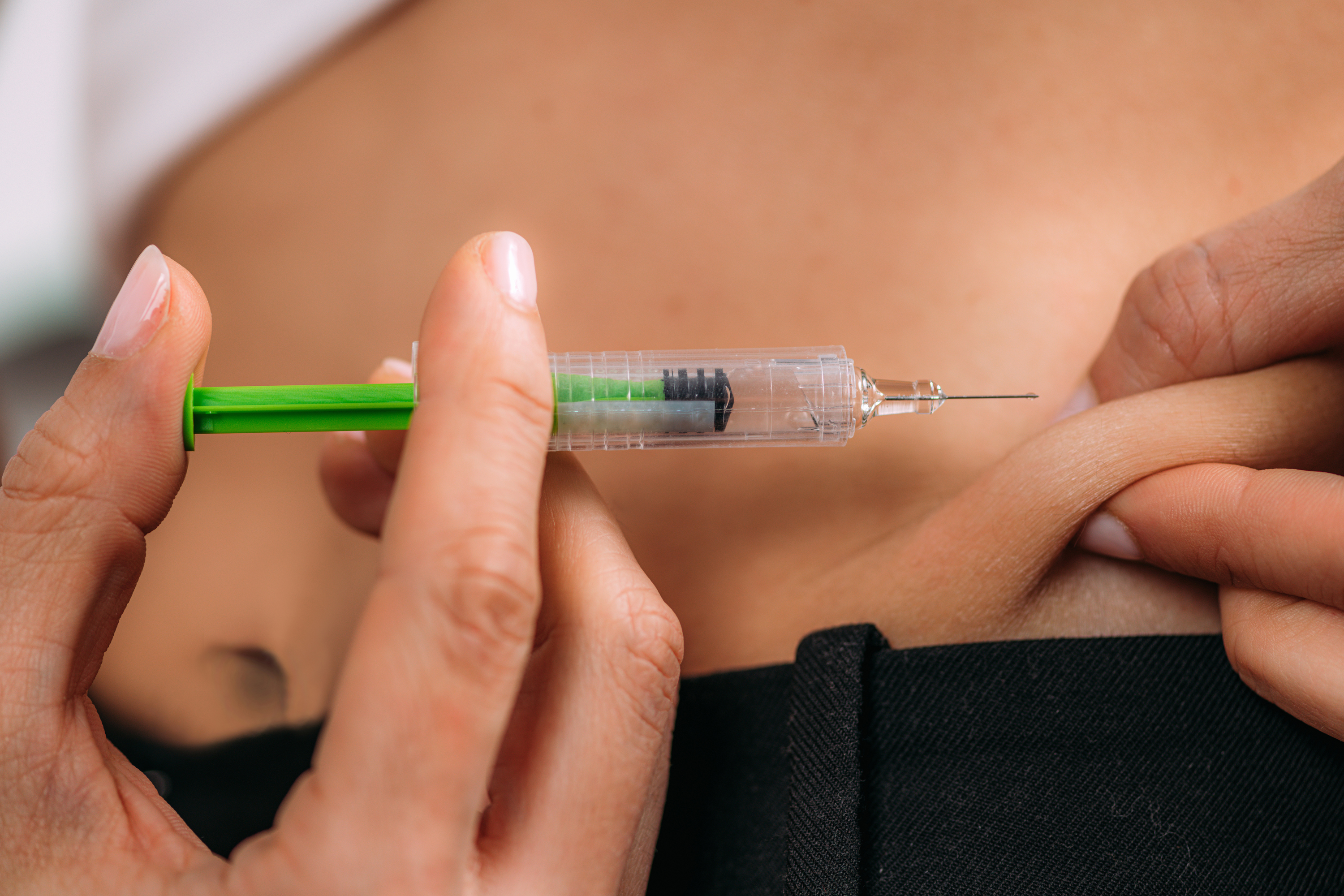 FDA Approves Subcutaneous Amivantamab (Rybrevant Faspro) for EGFR ...
