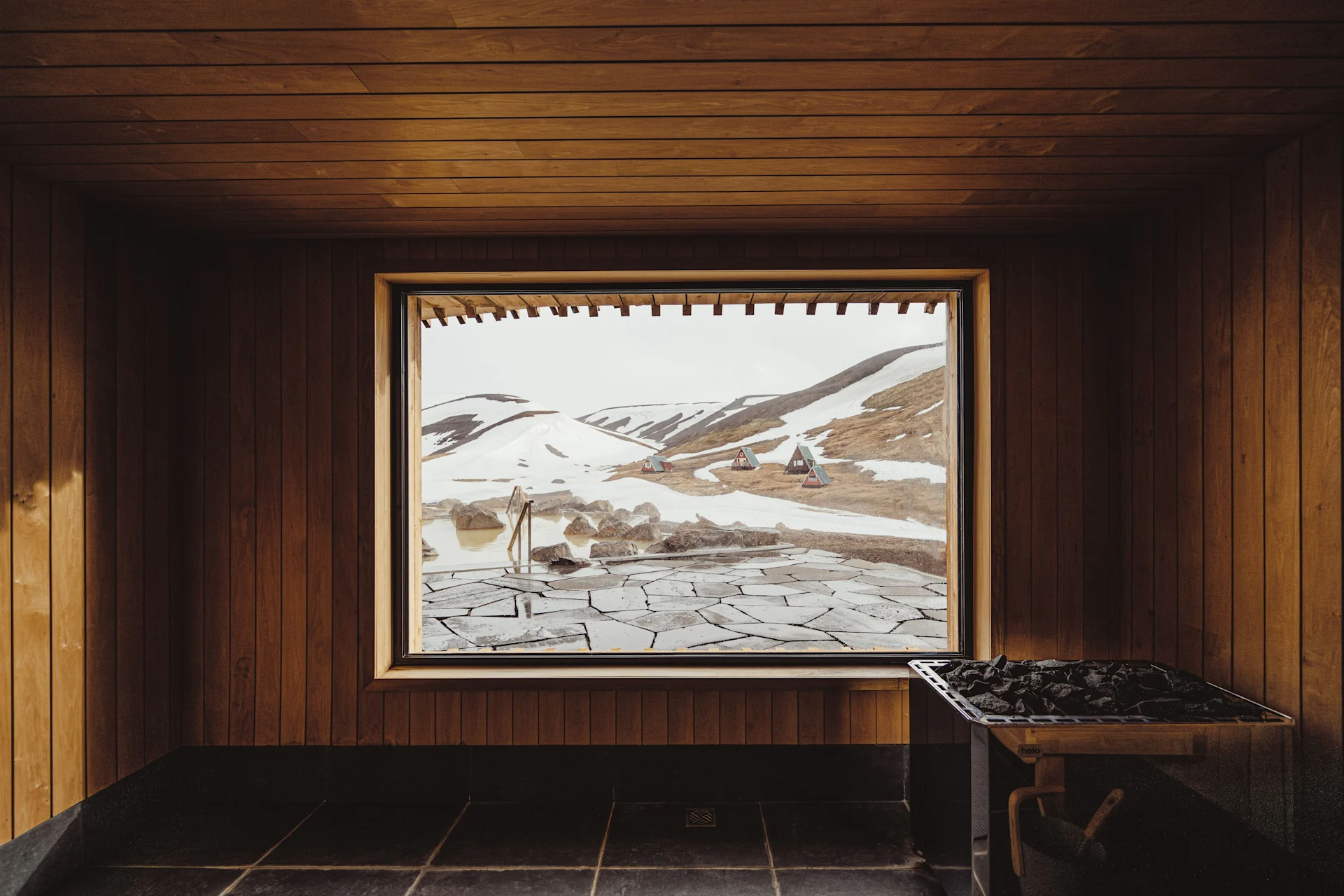 Highland Baths - Geothermal Relaxation in Kerlingarfjöll, Iceland