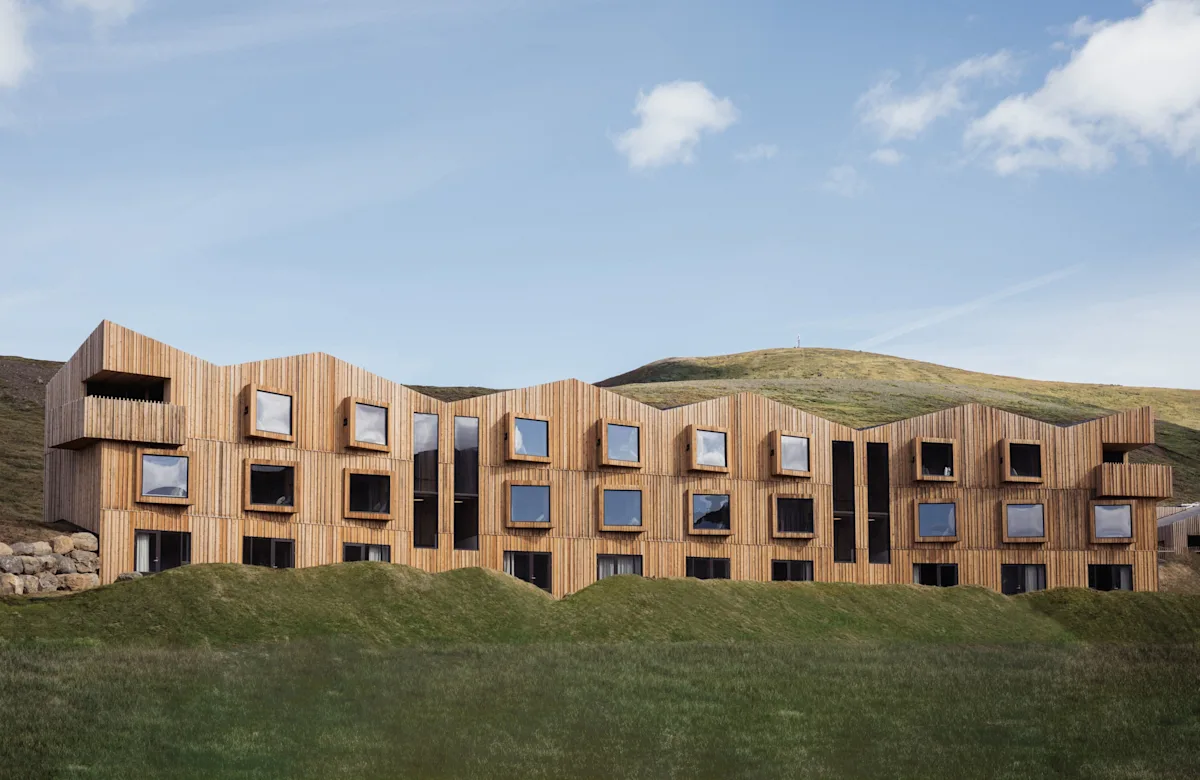 Extreme Paradise in Iceland | Highland Base Kerlingarfjöll