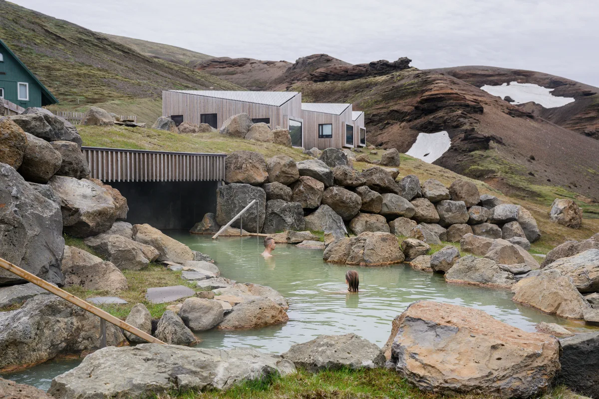 Highland Baths - Geothermal Relaxation in Kerlingarfjöll, Iceland