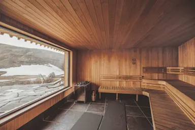 Highland Baths - Geothermal Relaxation in Kerlingarfjöll, Iceland