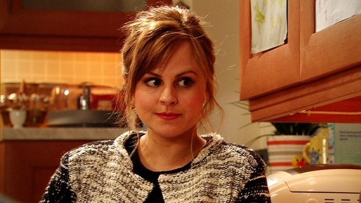 Trailer: Sarah Platt's Back! | Coronation Street
