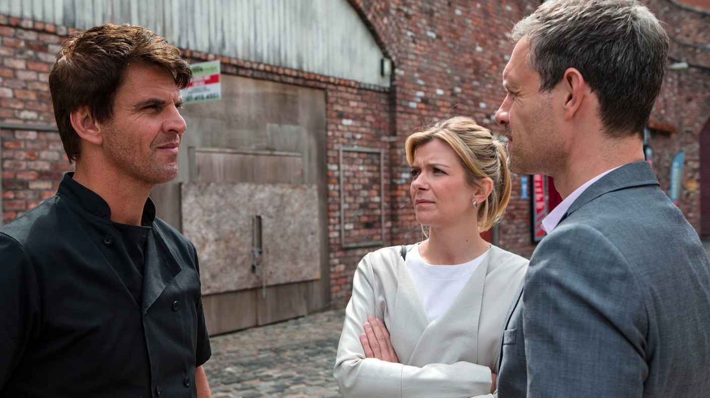 Watch Out Robert! | Coronation Street