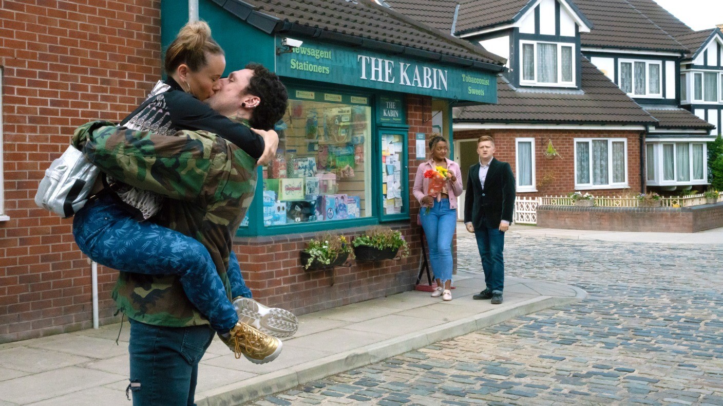 Interview: Heartbreak for Chesney? | Coronation Street