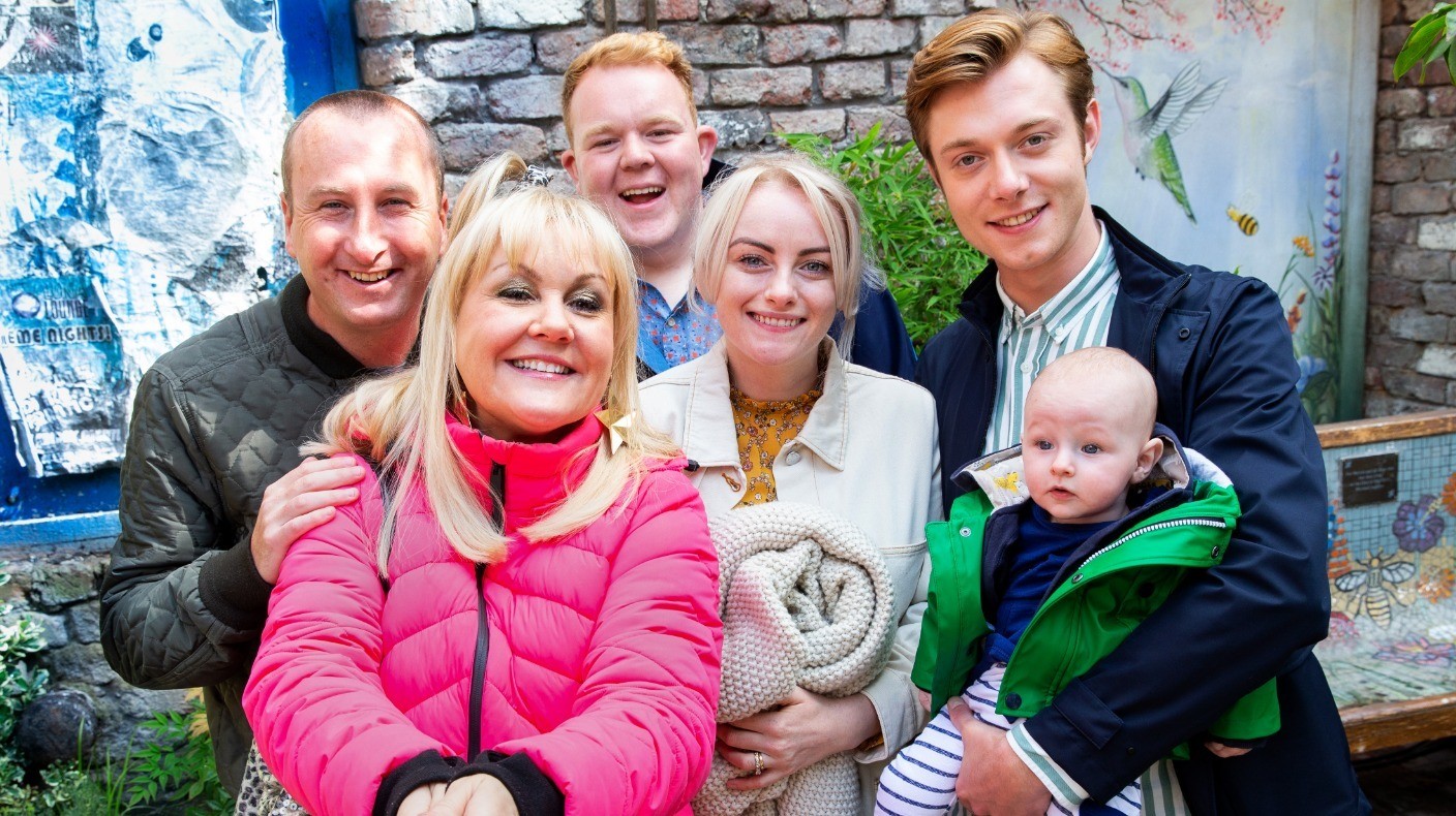 Preview Pictures: A Heartbreaking Week On The Cobbles | Coronation Street