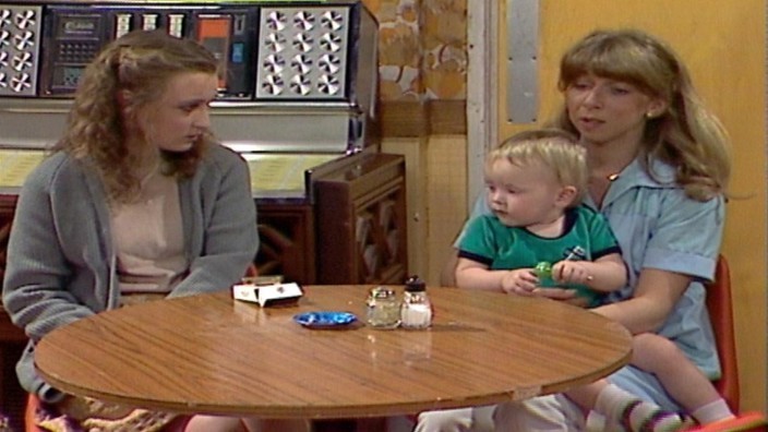 Famous Friday: Lesley Manville | Coronation Street