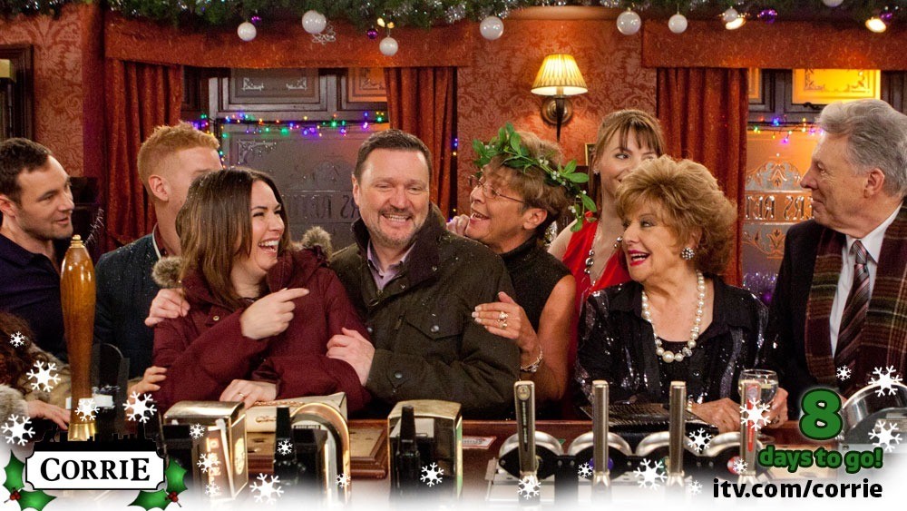 Christmas Countdown: Festive Picture Previews | Coronation Street