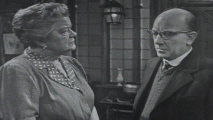 Famous Friday: Arthur Lowe | Coronation Street