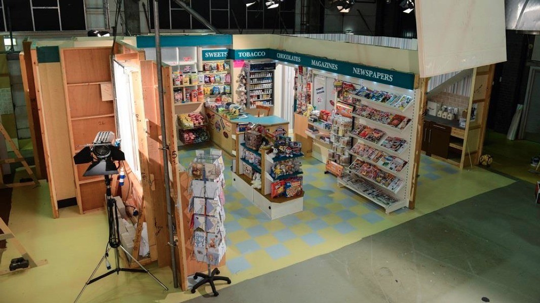 New sets arrive at The Tour | Coronation Street