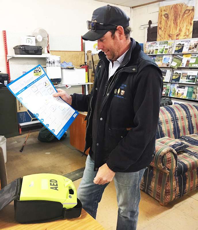 Boorowa Rugby Club Purchases Defibrillator | The Hilltops Phoenix ...