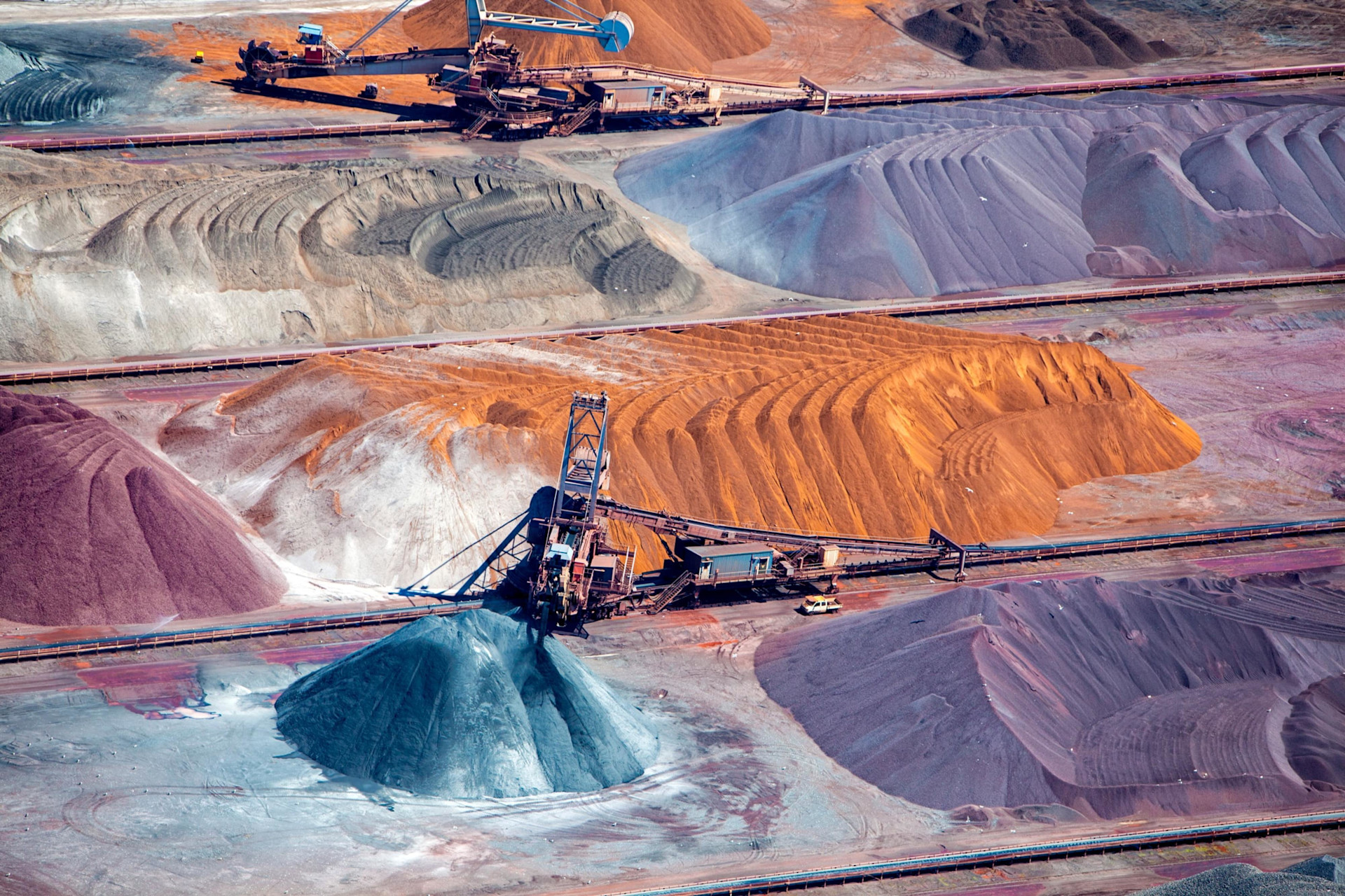 Eight reasons to invest in critical minerals | Robeco Global