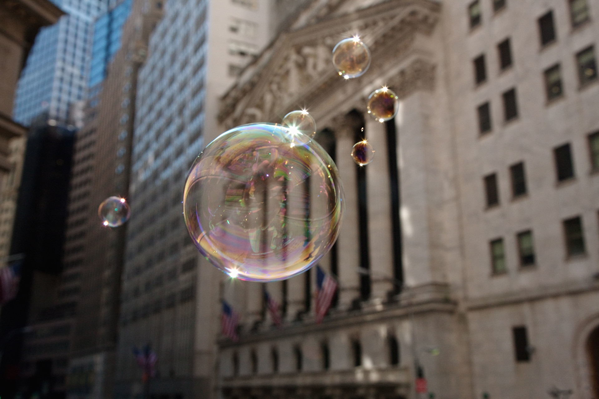 Is an AI bubble forming? Separating hard data from hype | Robeco Global