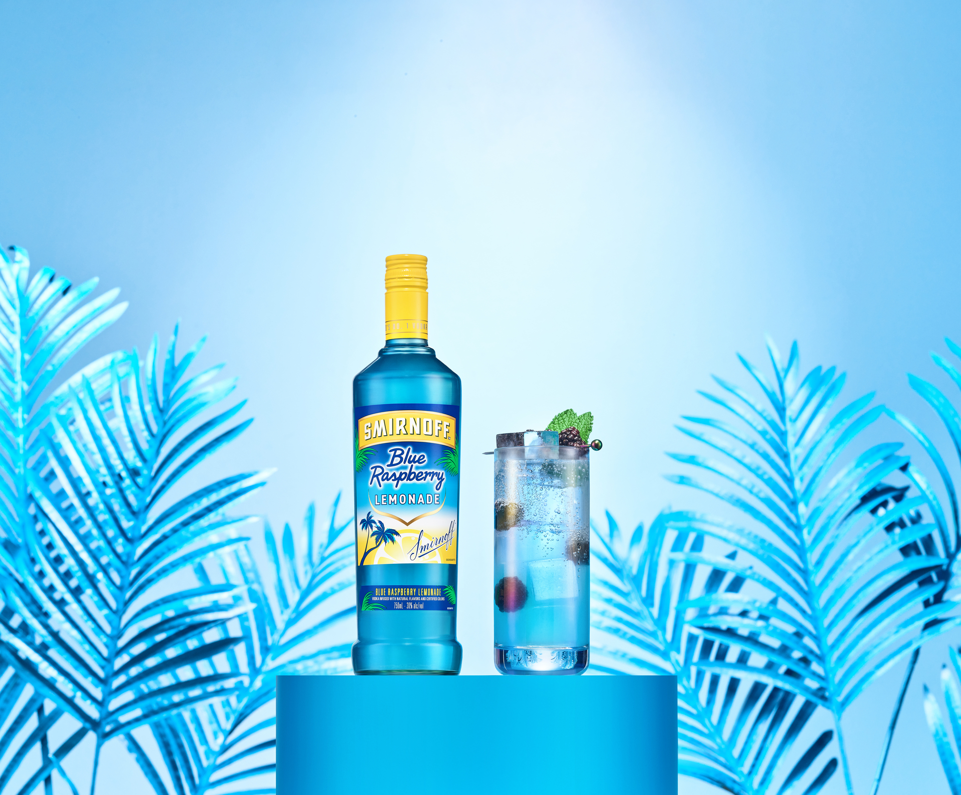 blue raspberry vodka lemonade