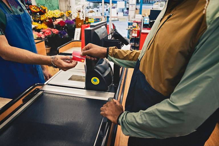 A DoorDash Red Card Can Be a Valuable Tool for Dashers | Dasher Central