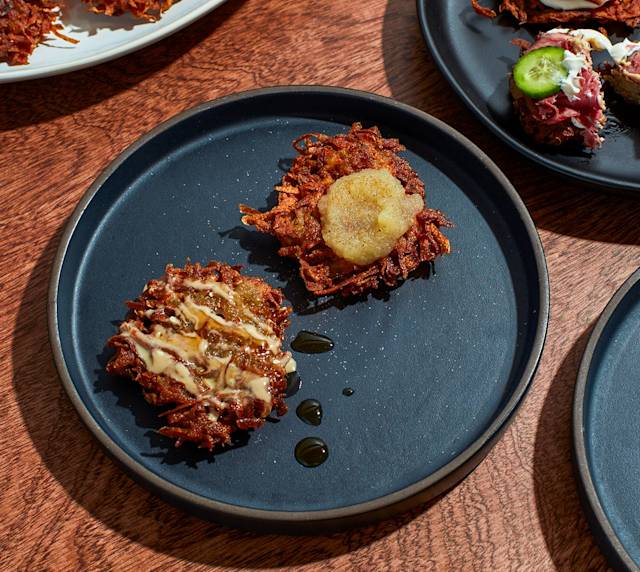 How to Throw a Holiday Party with a Build-Your-Own Latke Bar | DoorDash ...