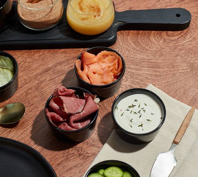 How to Throw a Holiday Party with a Build-Your-Own Latke Bar | DoorDash ...