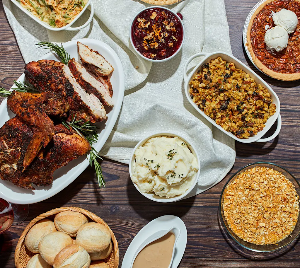 Easiest Thanksgiving Dinner: What to Buy & What to Make | DoorDash Blog