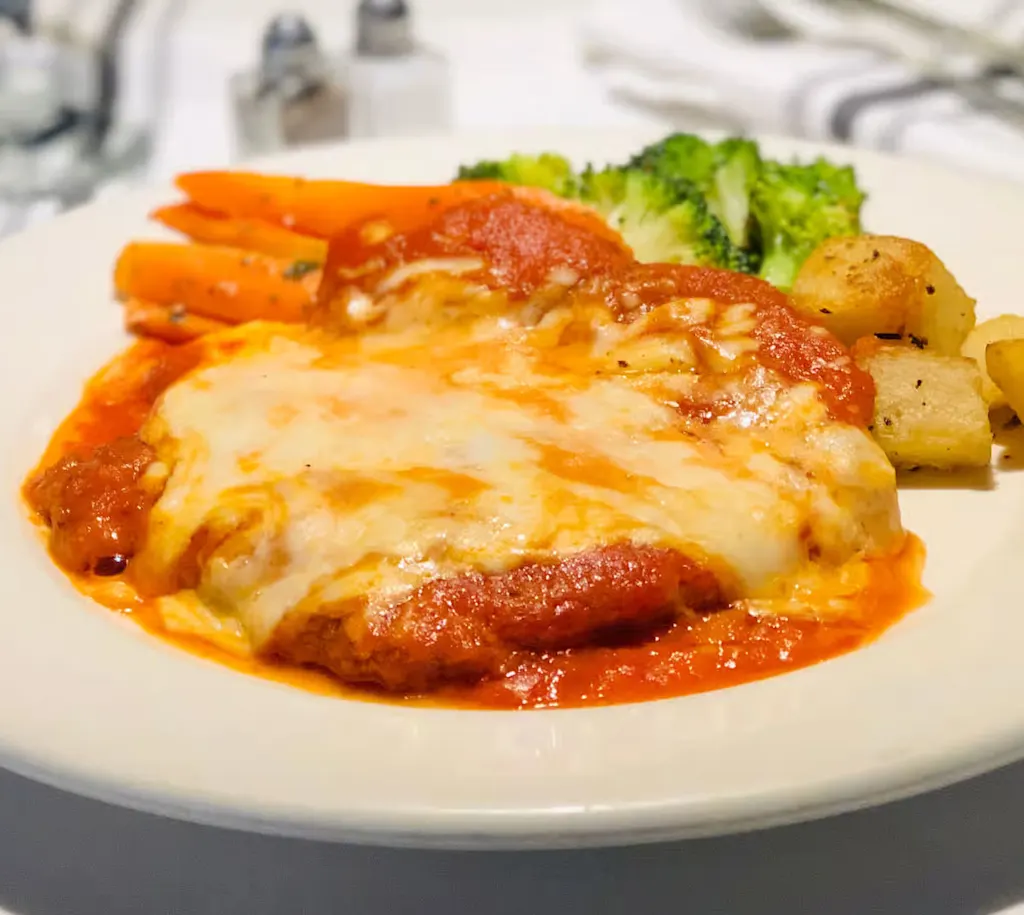 Where to Get the Best Chicken Parm in Los Angeles | DoorDash Blog