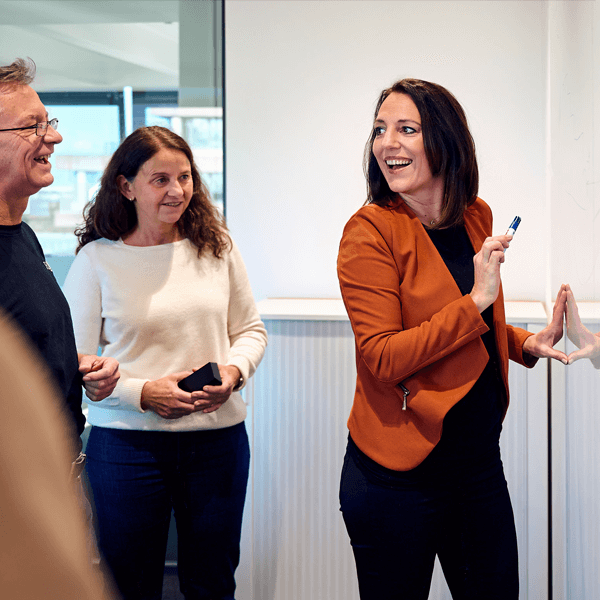 Shaping your future, together - FNZ Graduates Program | FNZ