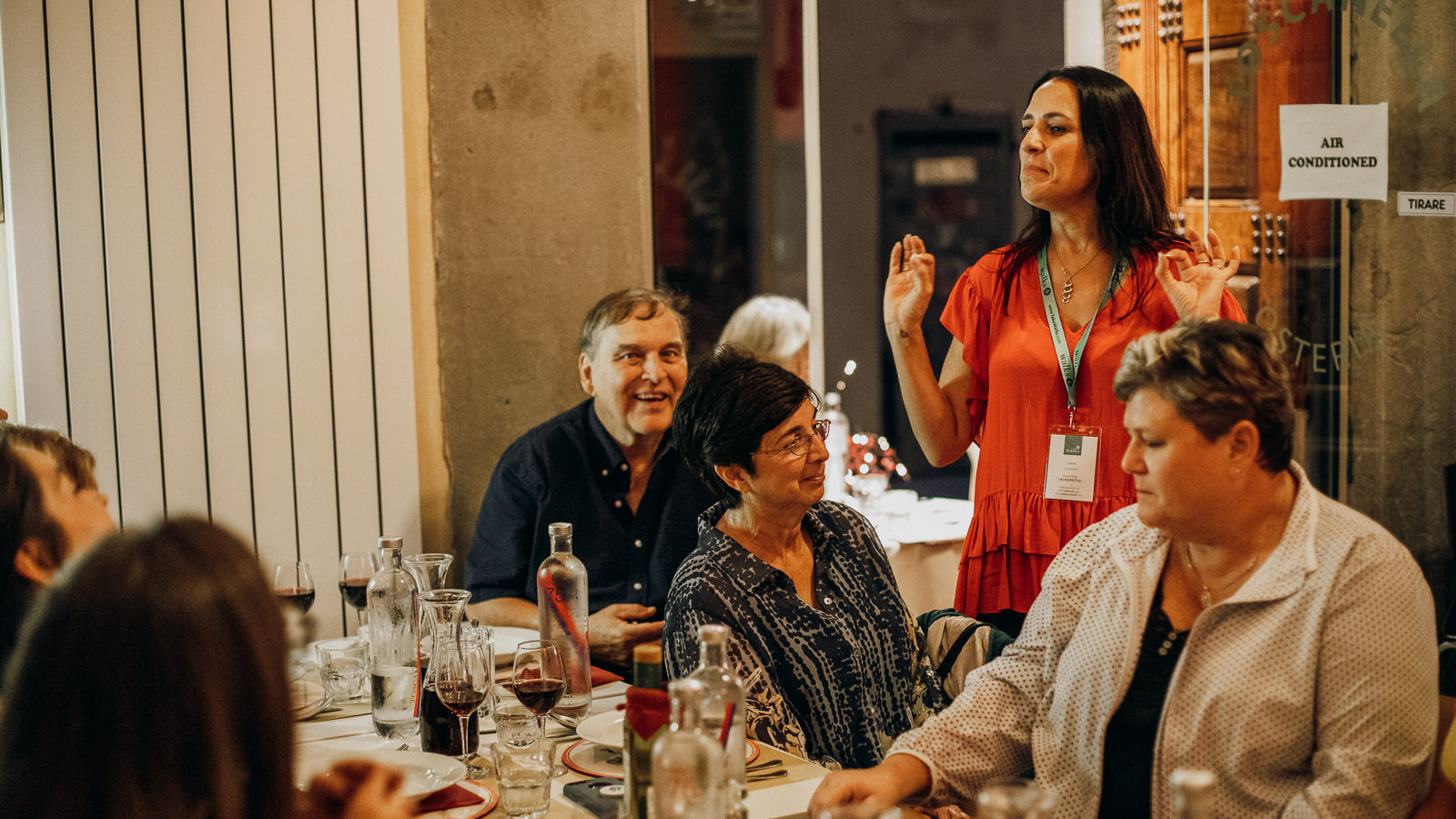 Oltrarno at Sunset: Florence Food & Wine Tour | Walks