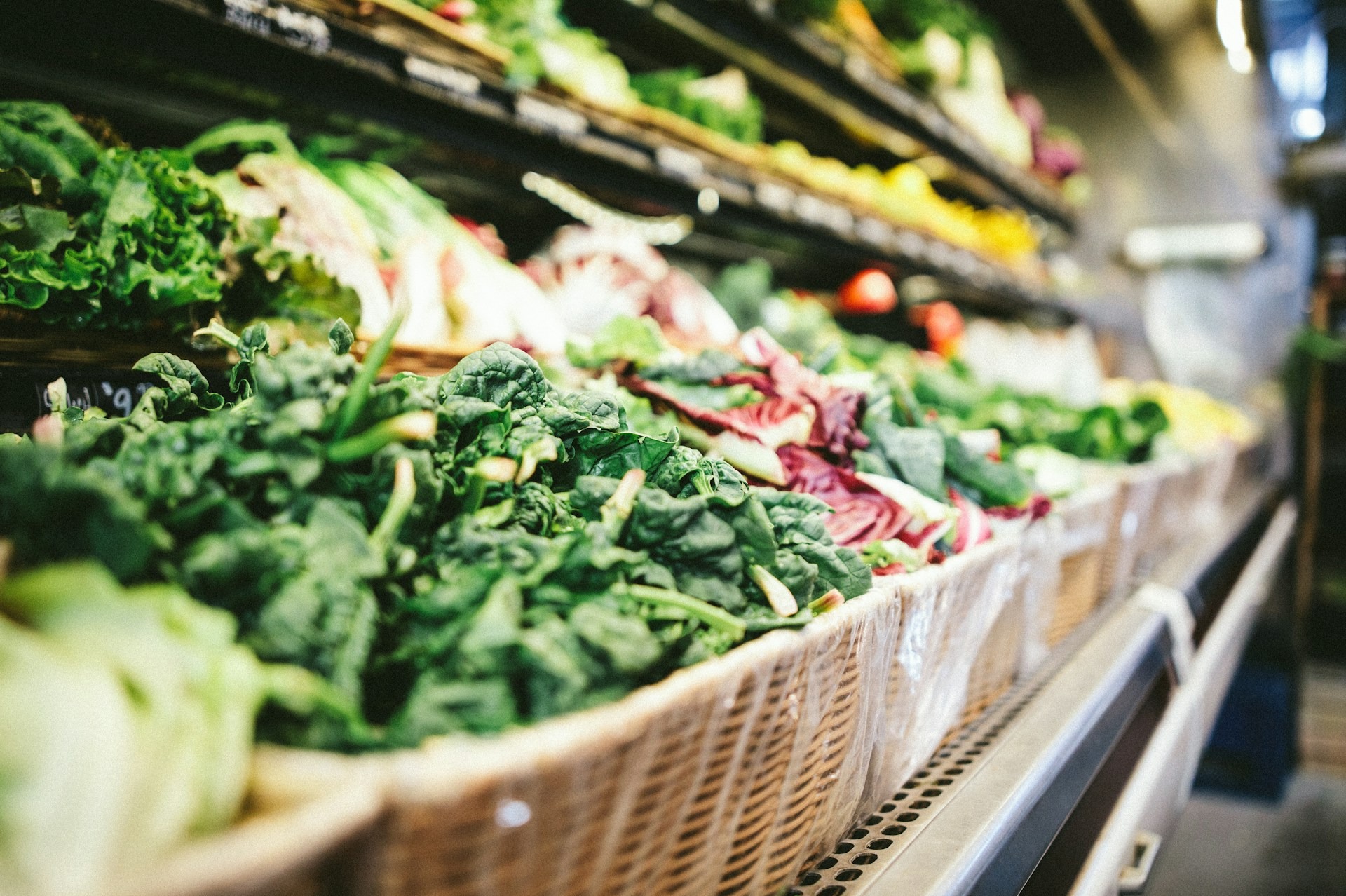 Aprire un Piccolo Negozio di Alimentari: Idee+Costi [Guida]