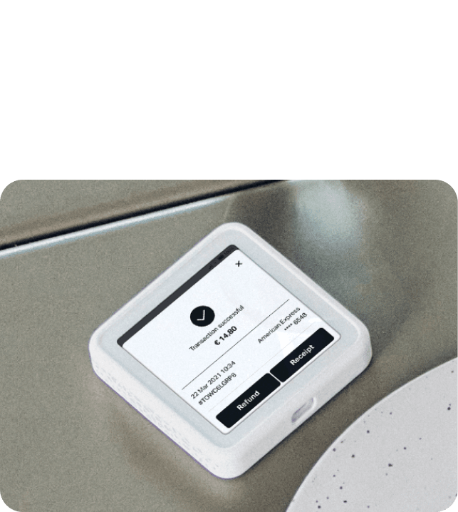 SumUp Solo card reader - accept payments anywhere
